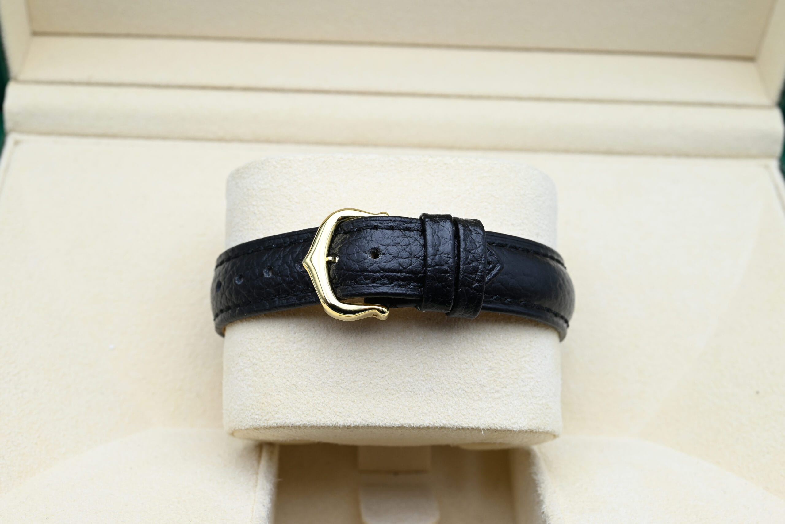 Cartier Tank Ref. 590005 Year 1990s (Box) - timepiecesbelgium